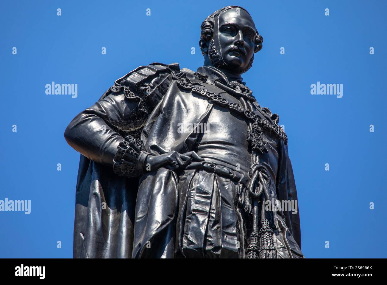 London, UK - July 29th 2024: Statue of Prince Albert ontop of the 1851 ...