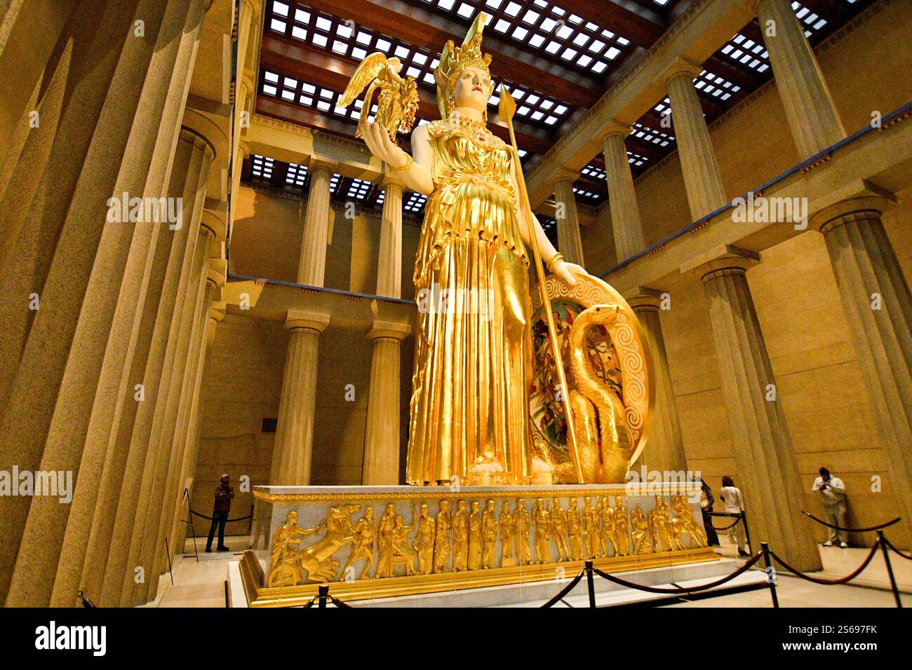 Centennial Parks Parthenon and the 42-foot-tall statue of Athena Parthenos Stock Photo - Alamy