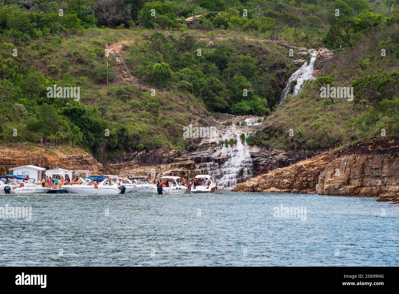 View of boats floating near Cachoeira Lagoa Azul, Furnas Dam Lake ...