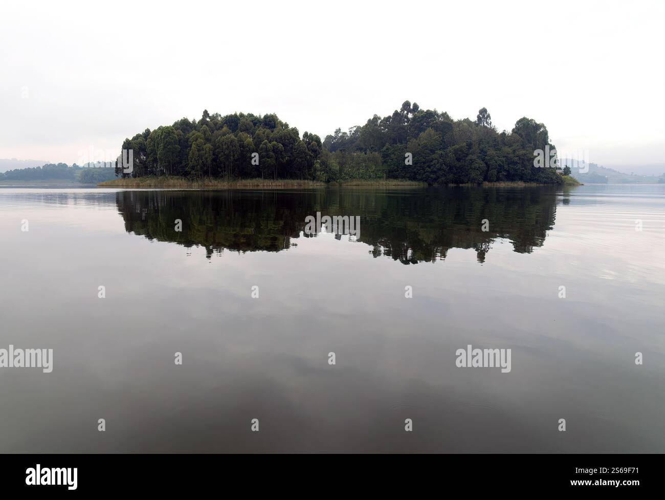 Lake Bunyonyi, Kabale District, Uganda, East Africa Stock Photo - Alamy
