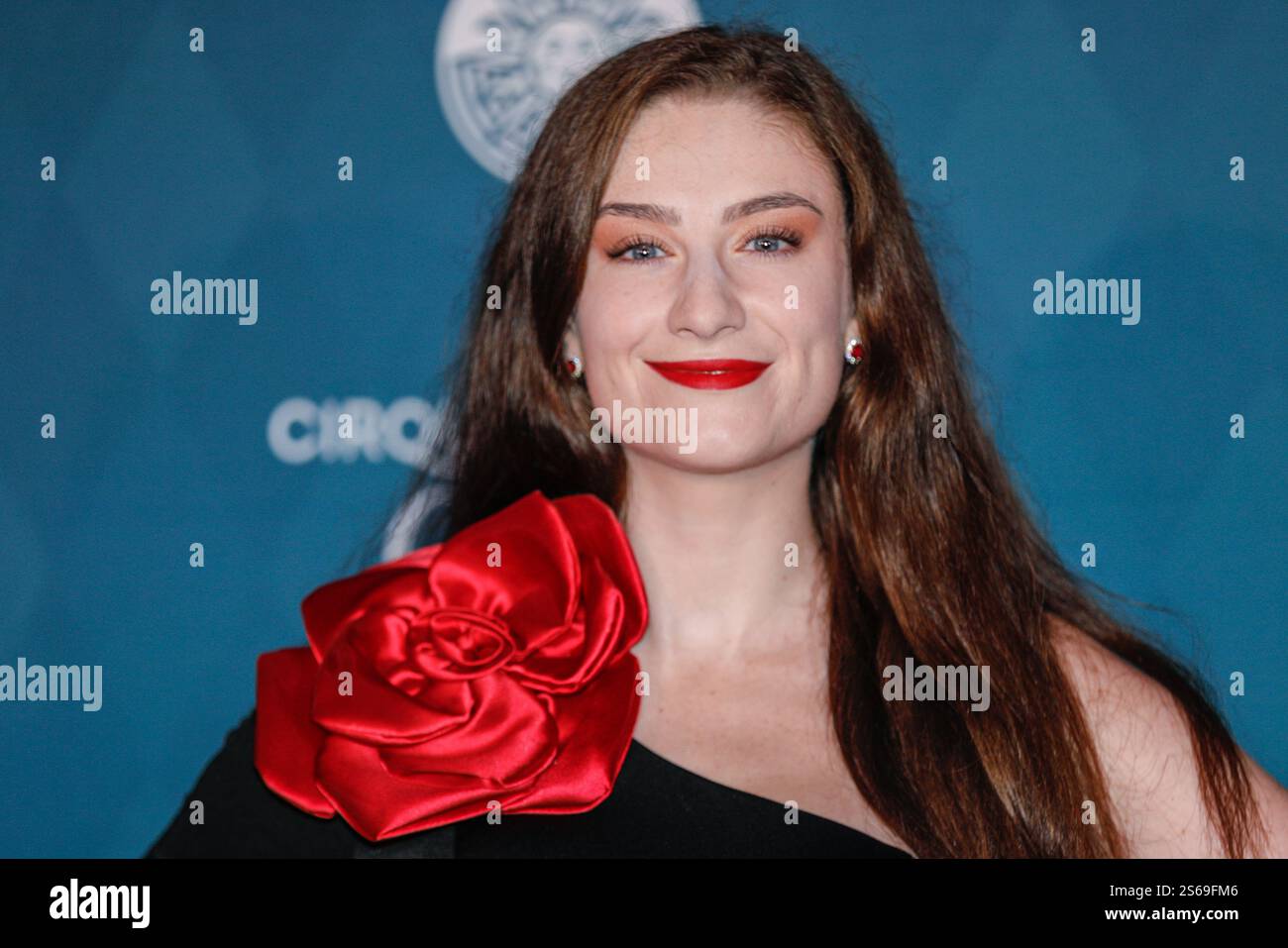 London Uk 15th Jan 2025 Amber Doig Thorne Actress Arriving And