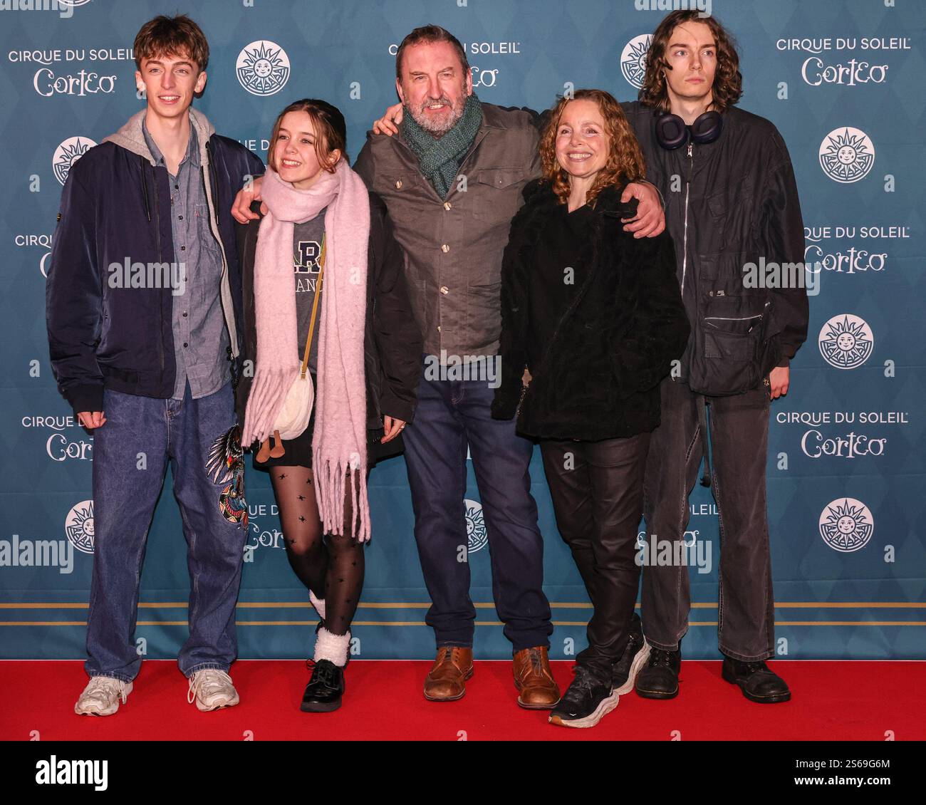 London, UK. 15th Jan, 2025. Comedian Lee Mack and family arriving and ...