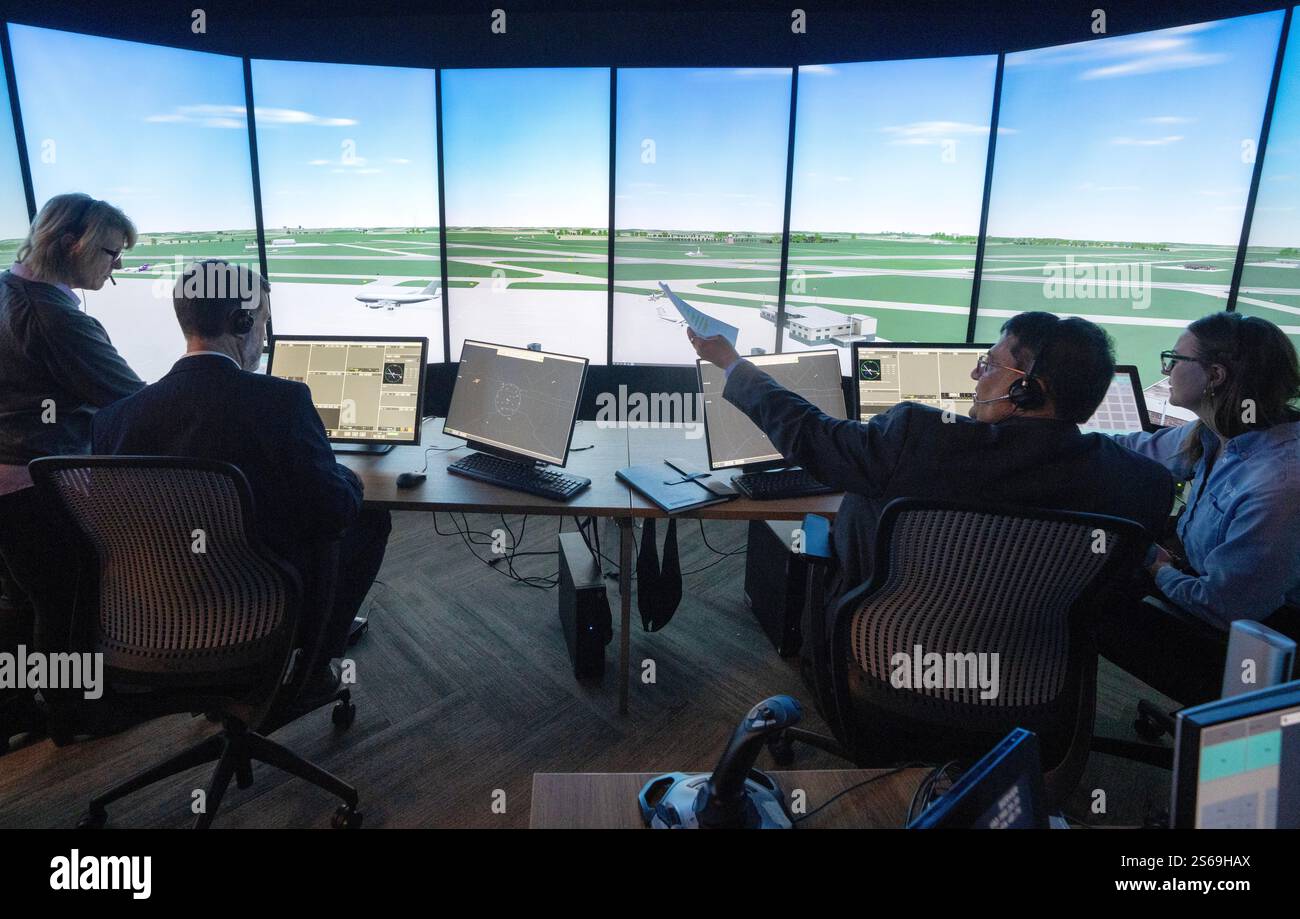 Montreal, Canada. 14th Jan, 2025. Instructor Karina Vasylenko, front ...