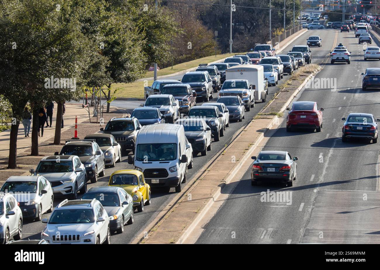 Urban trafflc hi-res stock photography and images - Alamy
