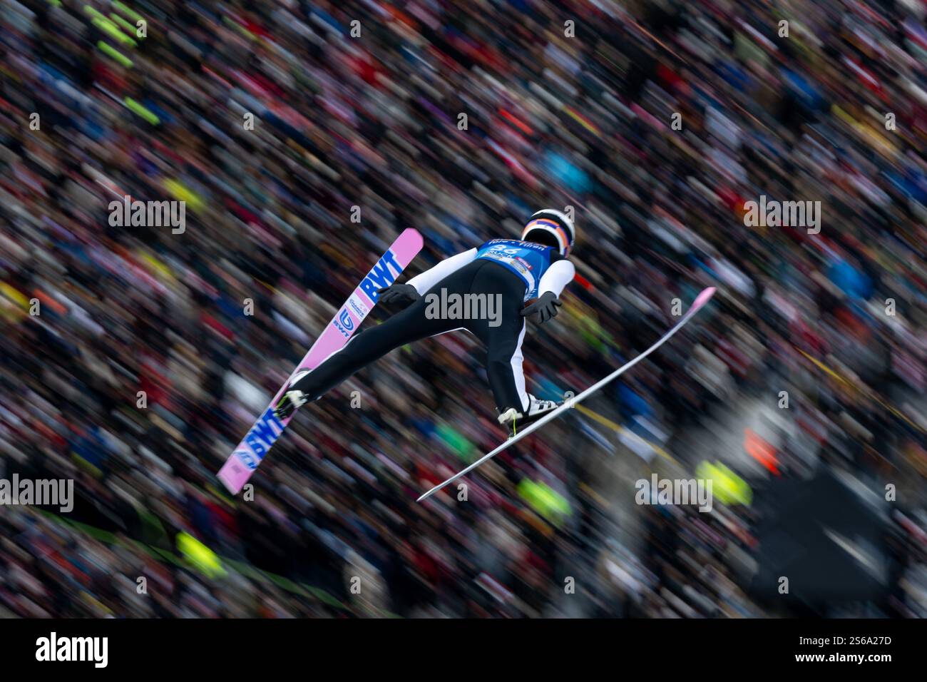 FRANTZ Tate (USA), dahinter Zuschauer im Bergisel Skistadion, AUT, FIS ...