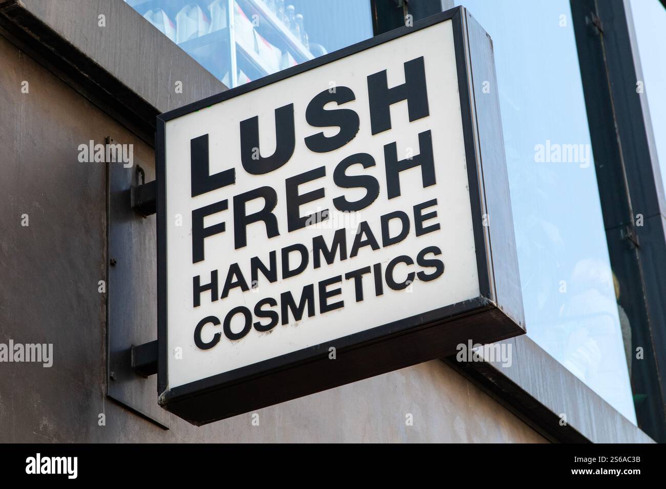 London, UK - August 12th 2024:The Lush logo above the entrance to their ...