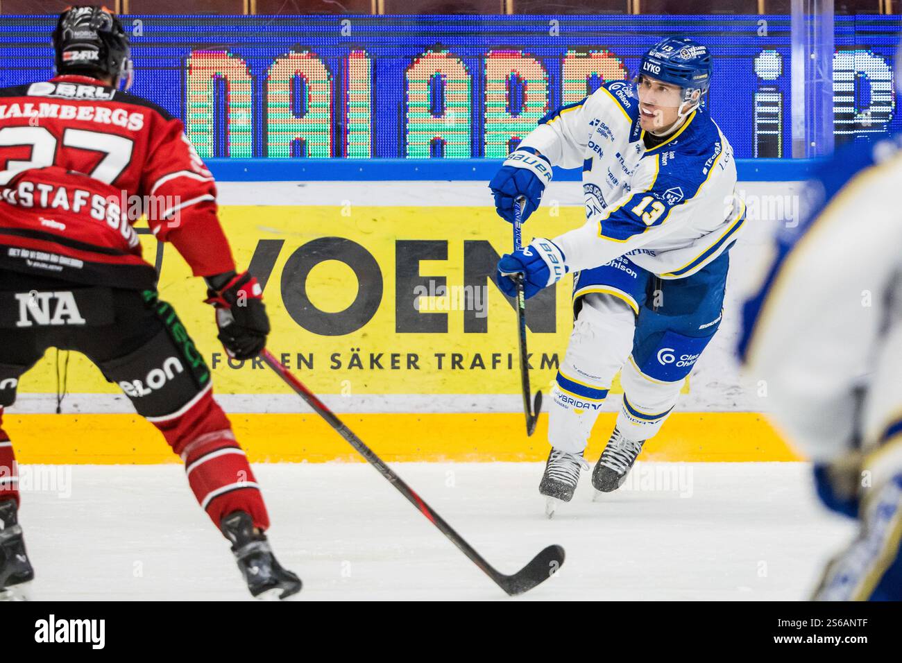 Leksand, Sverige. 16th Jan, 2025. 250116 Leksands Jon Knuts under ishockeymatchen i SHL mellan ...