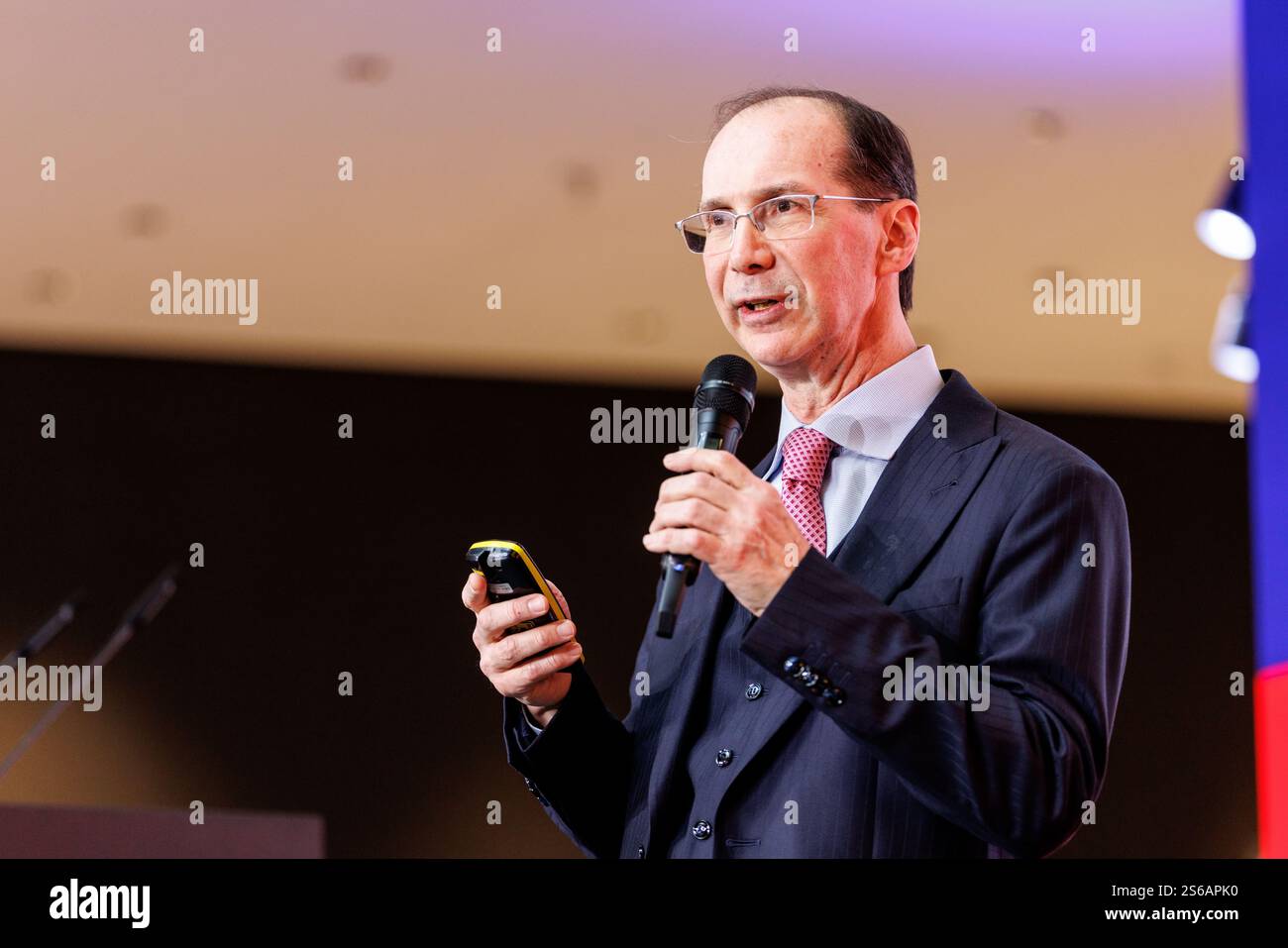 Munich, Germany. 16th Jan, 2025. Bill Gross, Idealab, will be speaking ...