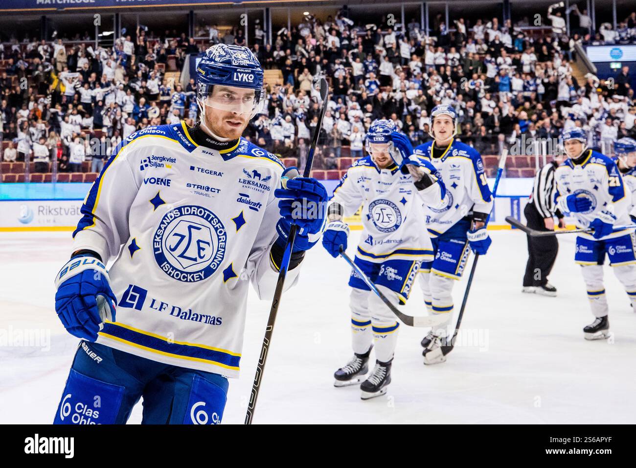 250116 Leksands Peter Cehlarik jublar efter 2-1 under ishockeymatchen i SHL mellan Leksand och ...
