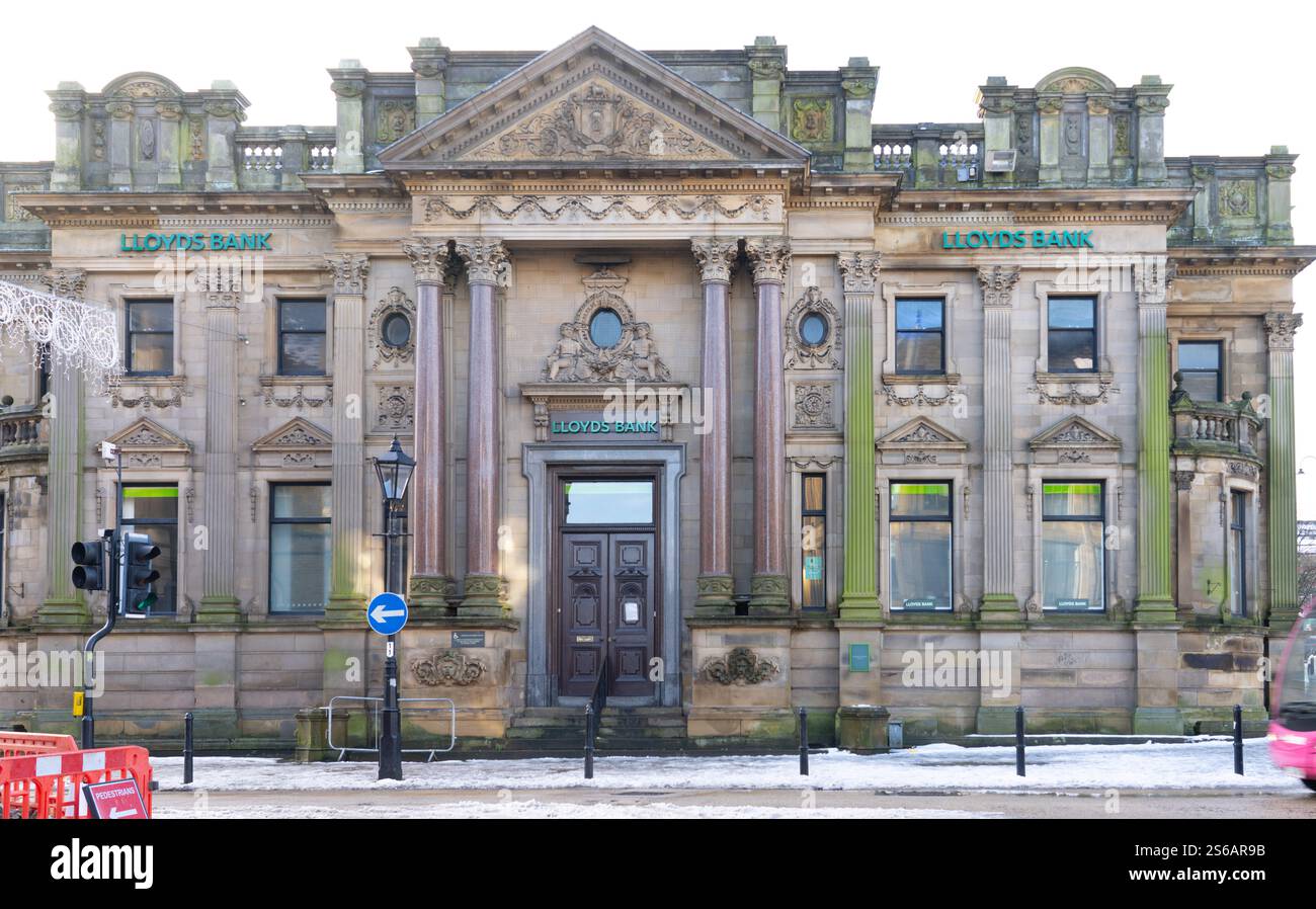 Lloyds Bank, Commercial Street, Halifax, West Yorkshire. Pictured in ...