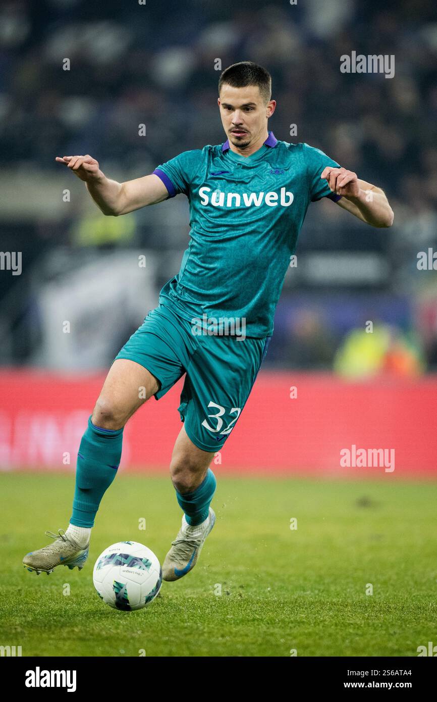 Brussels, Belgium. 16th Jan, 2025. Anderlecht's Leander Dendoncker ...