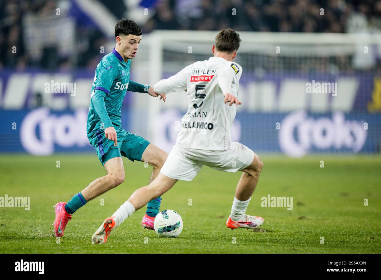 Brussels, Belgium. 16th Jan, 2025. Anderlecht's Tristan Degreef and Antwerp's Olivier Deman ...