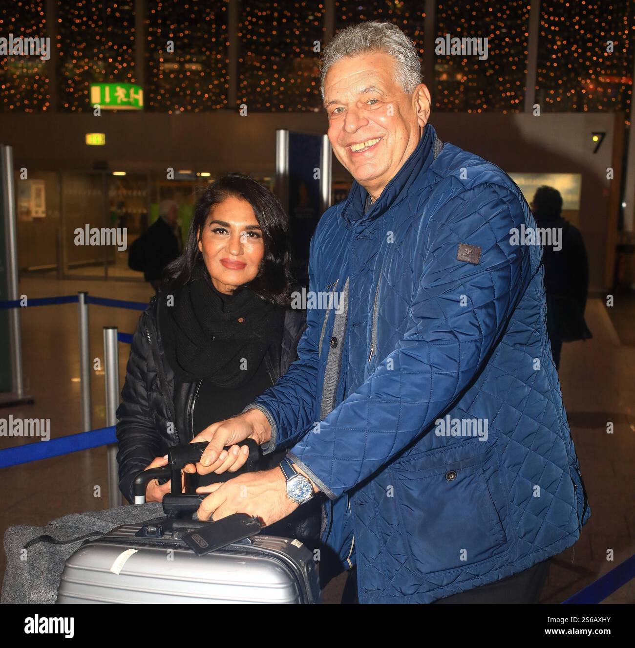 Abflug ins RTL - Dschungelcamp 2025 Frankfurt/Main, 15.1.2025 Jürgen ...