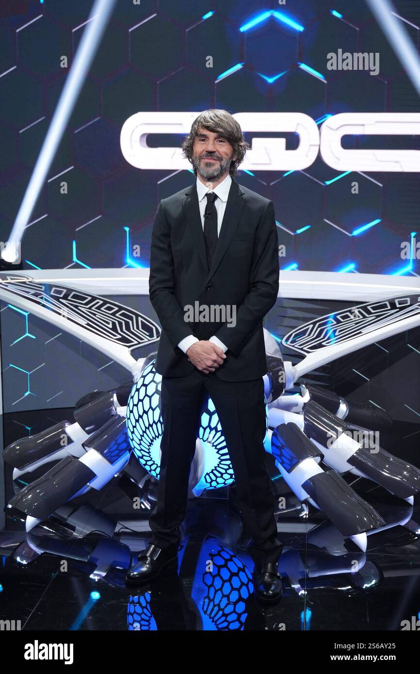 Madrid, Spain. 16th Jan, 2025. Actor and presenter Santi Millan at ...