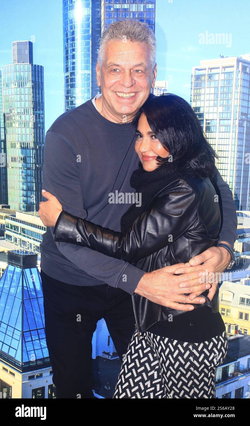 Abflug ins RTL - Dschungelcamp 2025 Frankfurt/Main, 15.1.2025 Jürgen ...