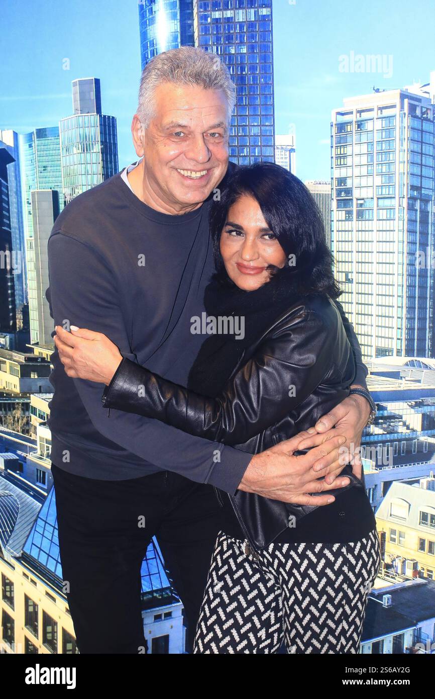 Abflug ins RTL - Dschungelcamp 2025 Frankfurt/Main, 15.1.2025 Jürgen ...