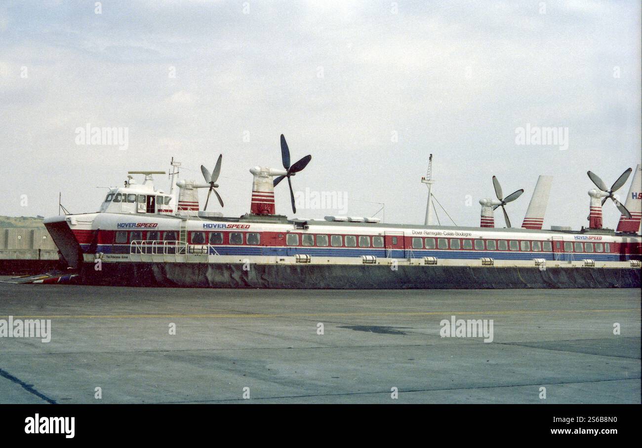 Cross Channel Hovercraft, Dover Calais Ramsgate Boulogne, 1985 Stock ...