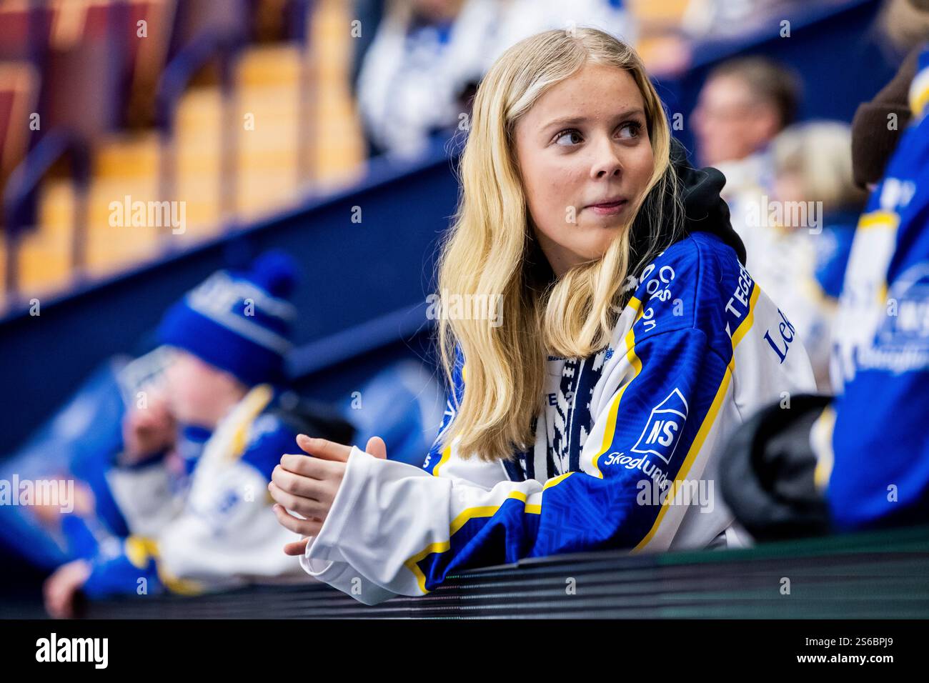 Leksand, Sverige. 16th Jan, 2025. 250116 Publik innan ishockeymatchen i SHL mellan Leksand och ...