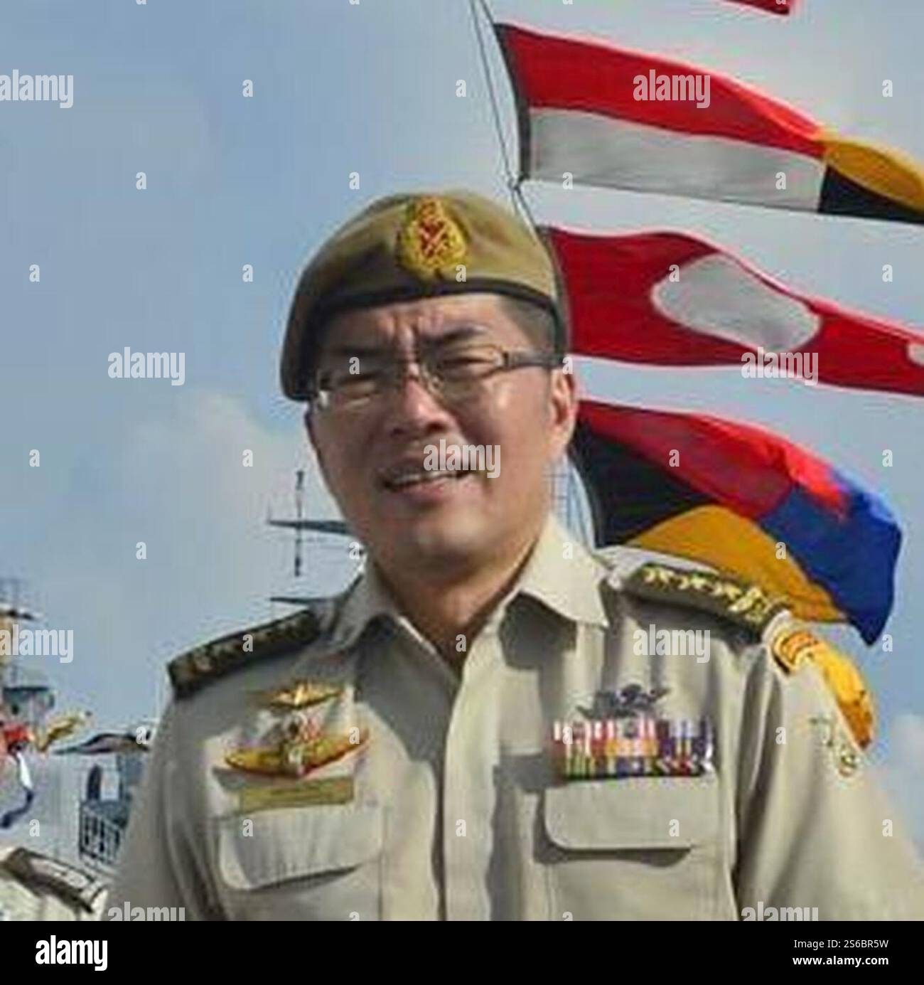 Gen Melvyn Ong on USS William P. Lawrence (cropped Stock Photo - Alamy