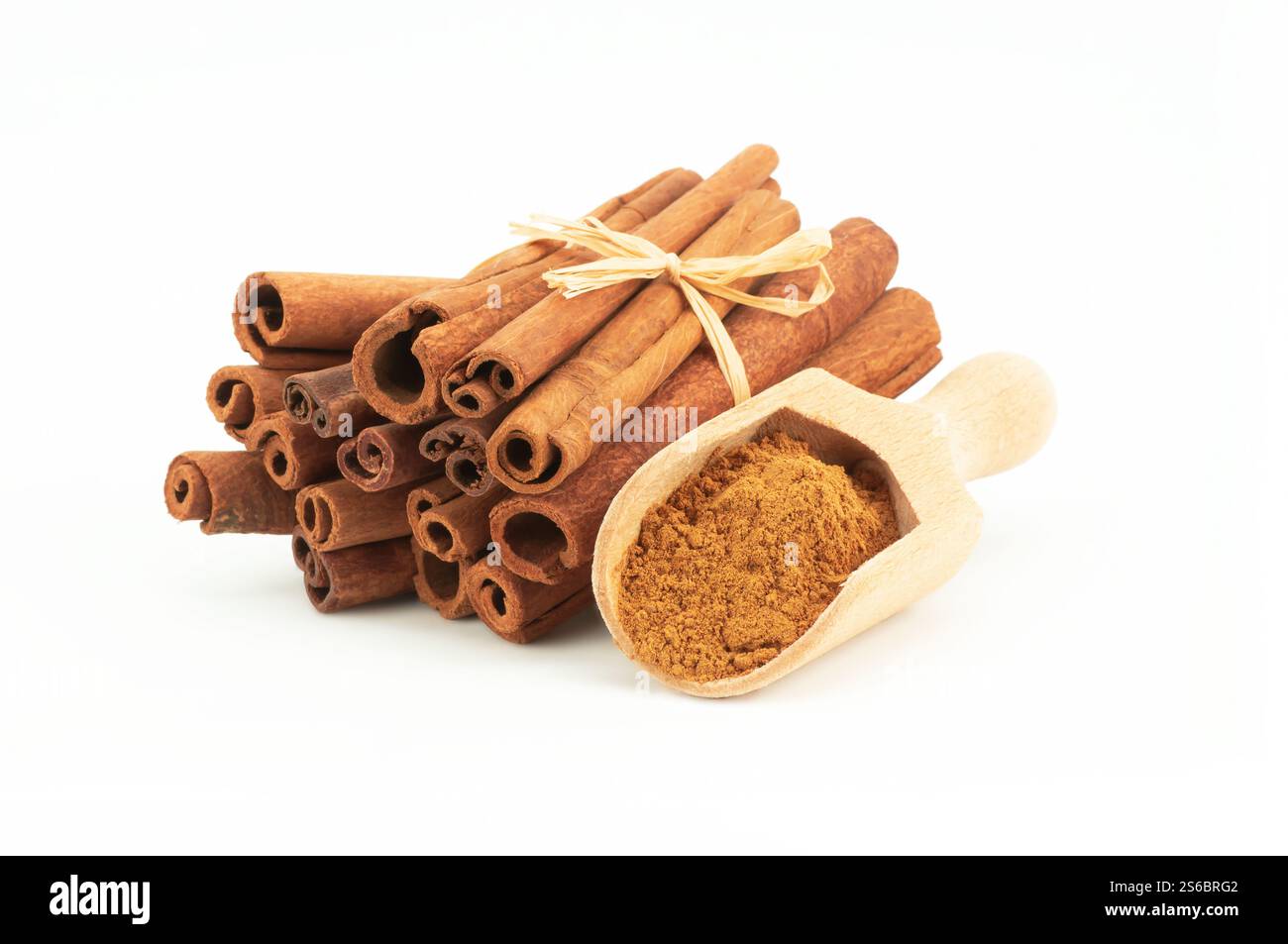 Cinnamon sticks and cinnamon powder isolated on white background ...