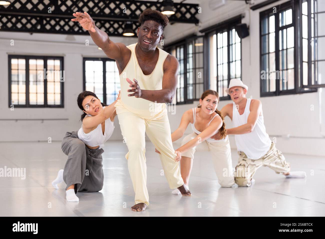 Afro american man dancing modern dance Stock Photo - Alamy