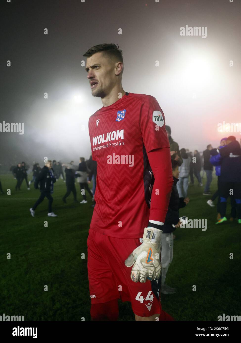 KATWIJK AAN ZEE - sc Heerenveen goalkeeper Andries Noppert disappoints ...