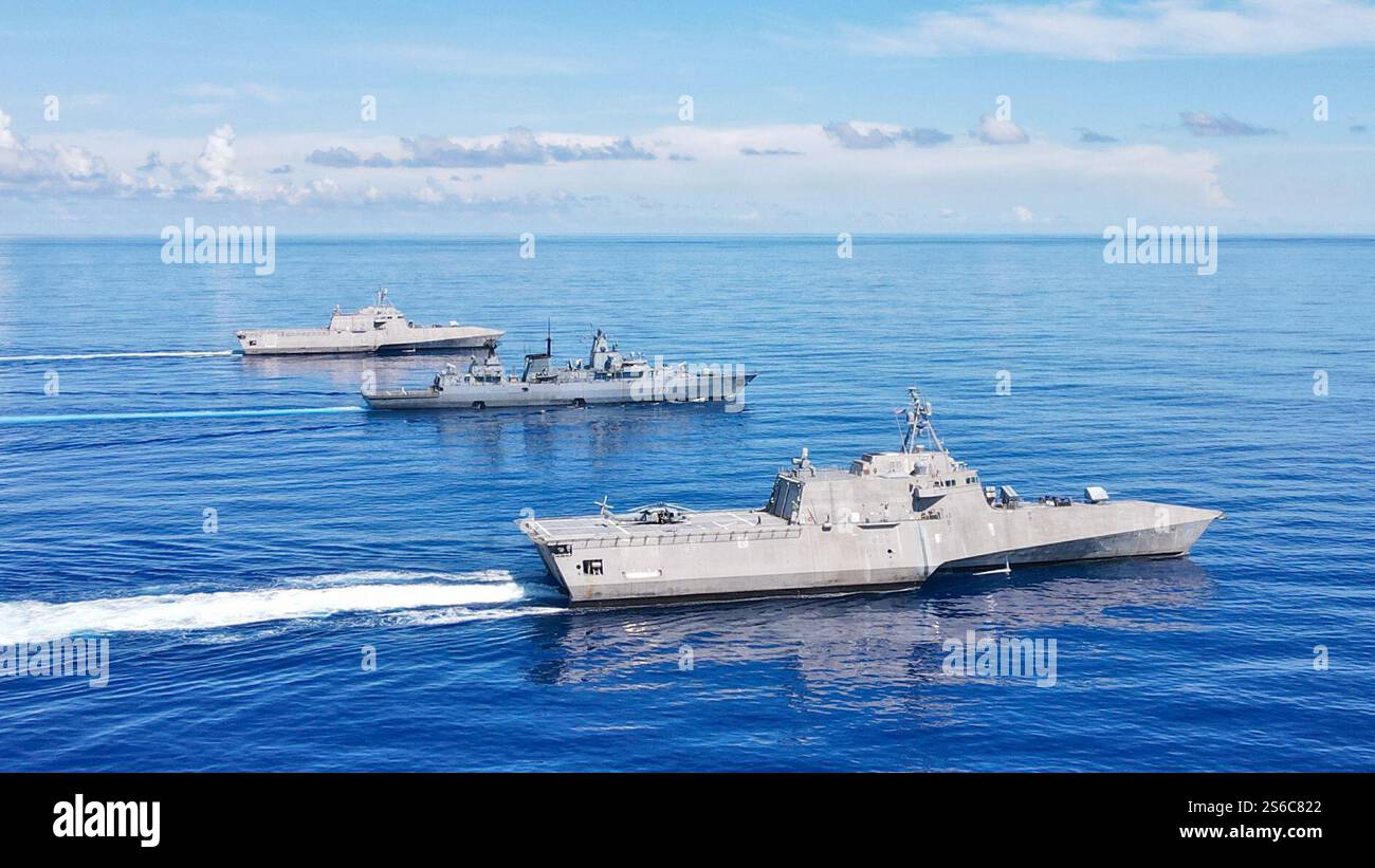 German frigate Bayern (F217), USS Tulsa (LCS-16) and USS Jackson (LCS-6 ...