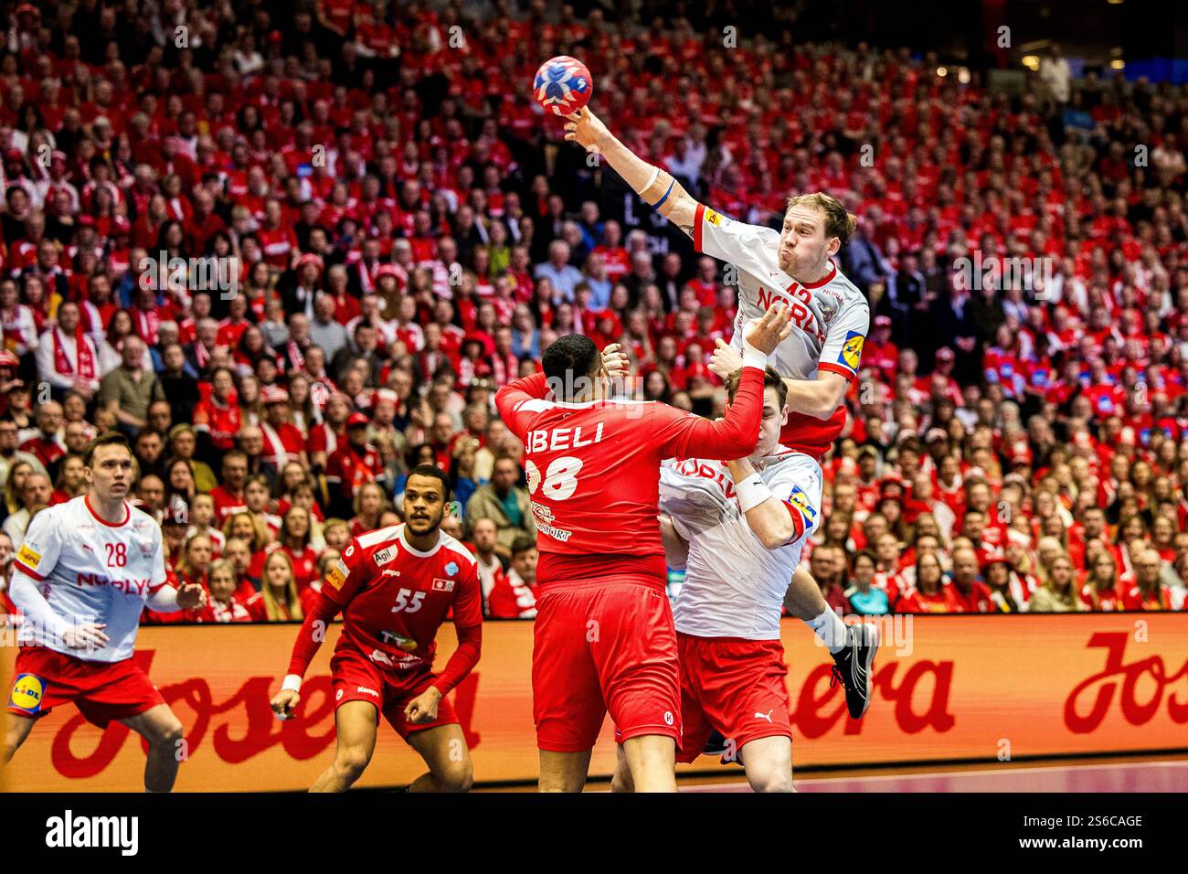 Herning, Denmark. 16th Jan, 2025. Simon Pytlick (43) of Denmark seen ...