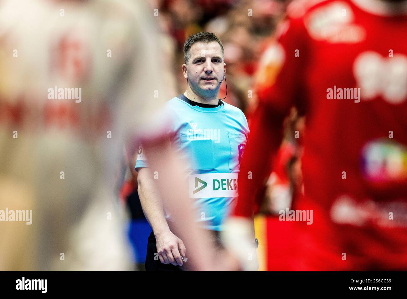 Herning, Denmark. 16th Jan, 2025. Referee Ivan Pavicevic seen during the 2025 IHF Men's Handball ...