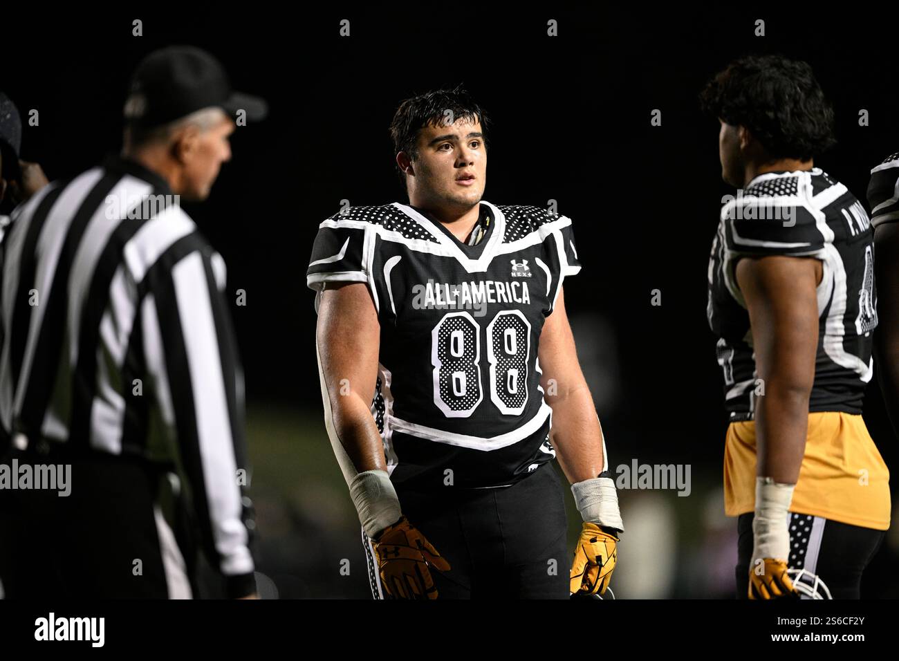 Team Icon defensive lineman Landon Rink (88) stands on the field during ...
