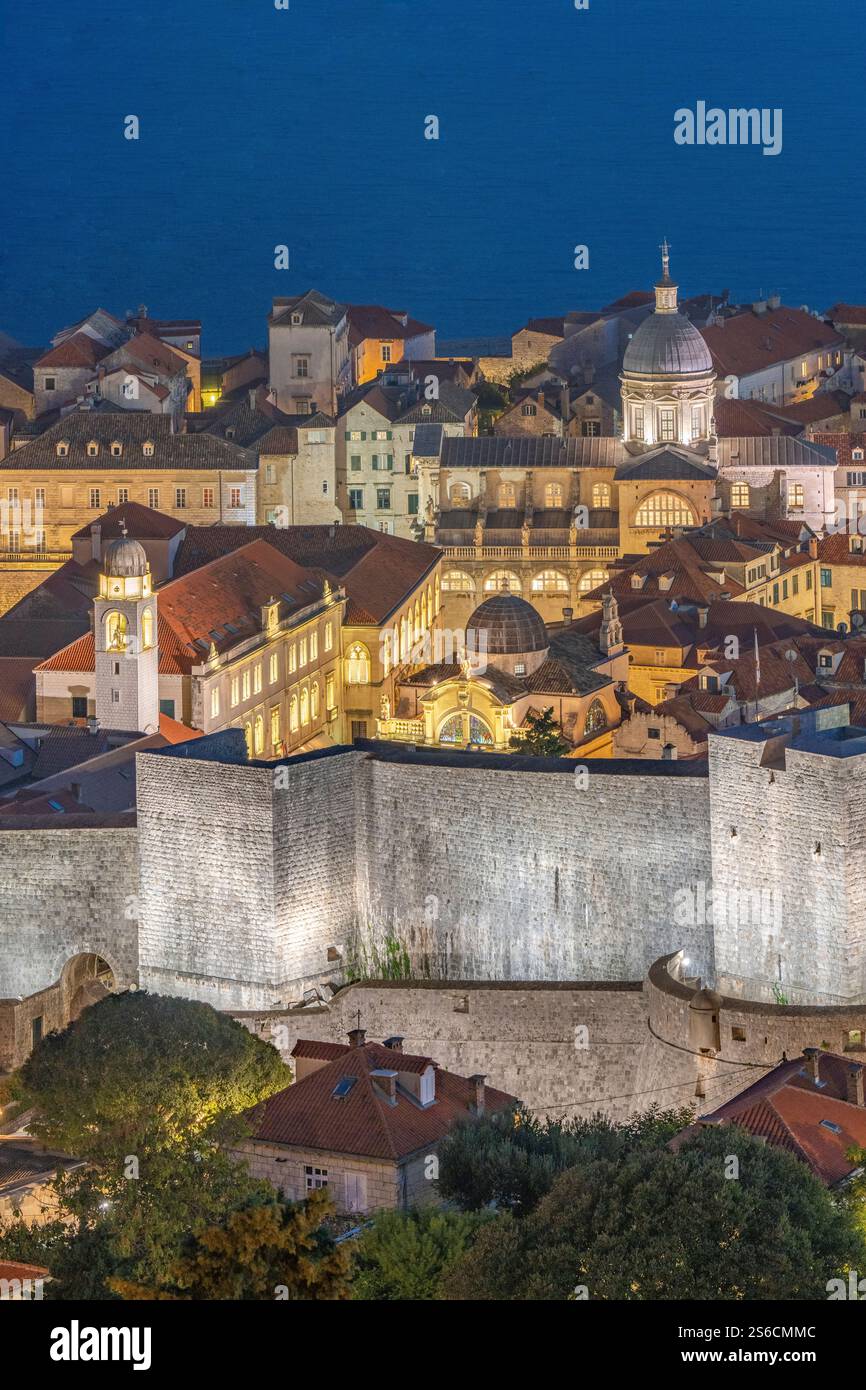 The city skyline at night, Dubrovnik, Croatia, Europe Stock Photo - Alamy
