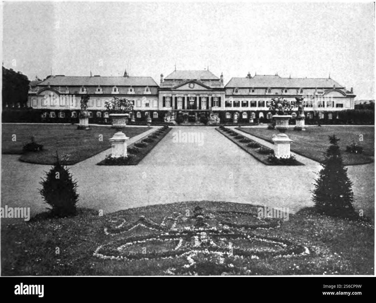 Parterre design hi-res stock photography and images - Alamy
