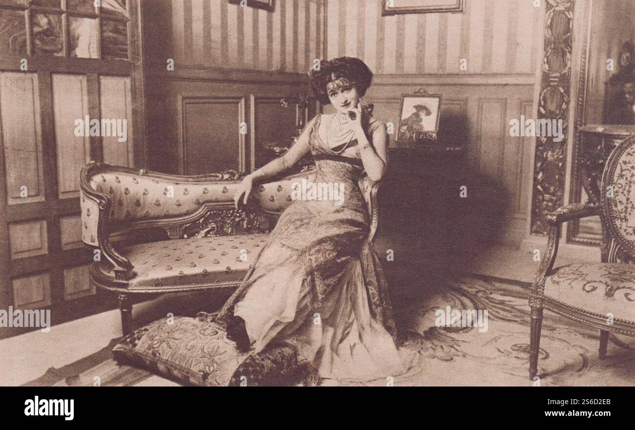 French actress Gaby Deslys by Henri Manuel Stock Photo - Alamy