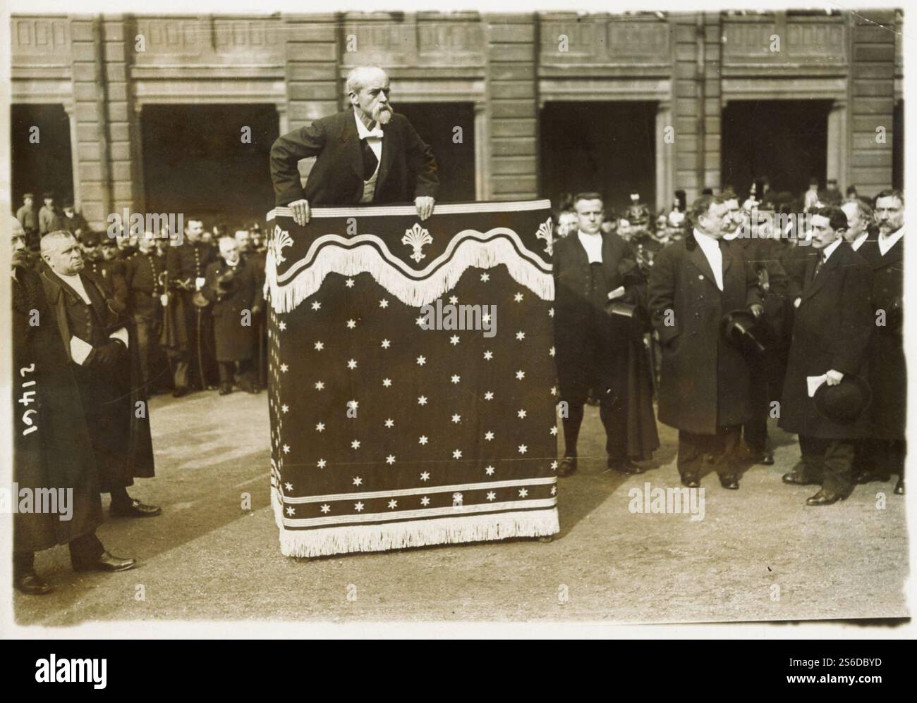 Funeral speech of Louis Lépine on François Garnier Stock Photo - Alamy