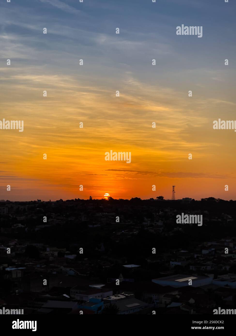 Urban golden shadow hi-res stock photography and images - Alamy