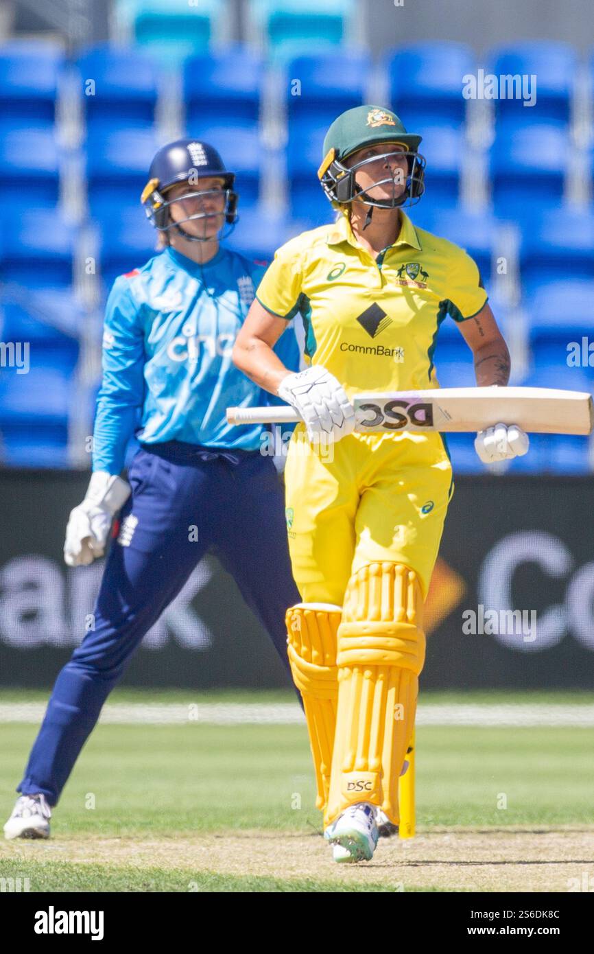 Hobart, Australia. 17th Jan, 2025. Ash Gardner batting for Australia ...
