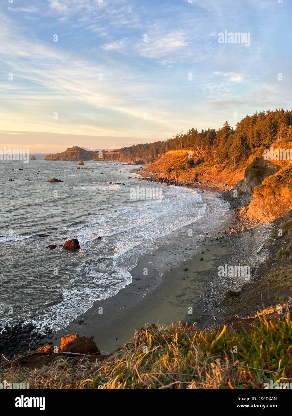 Serene coastal view rocky hi-res stock photography and images - Alamy