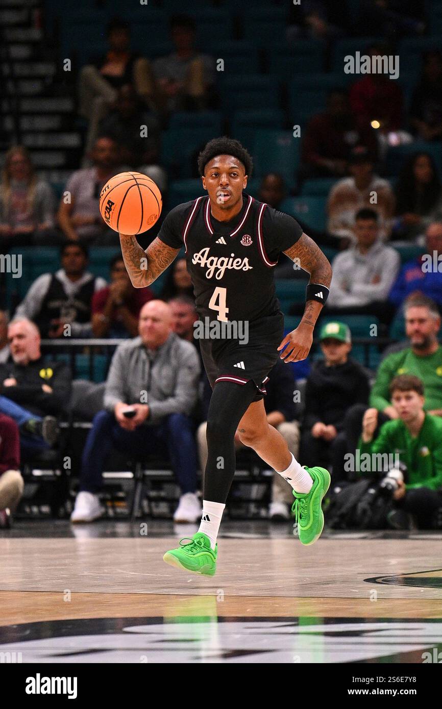 LAS VEGAS, NV - NOVEMBER 26: Texas A&M Aggies guard Wade Taylor IV (4 ...