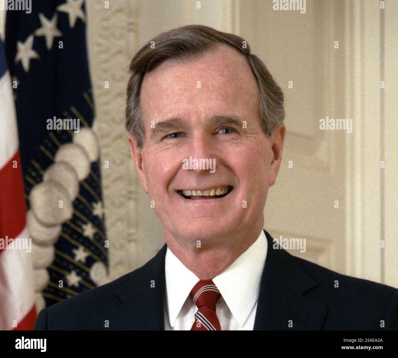 George H. W. Bush presidential portrait (cropped 3 Stock Photo - Alamy