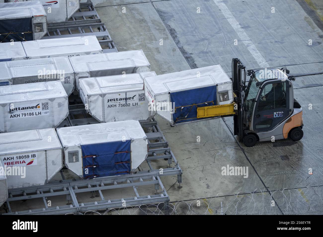 Duesseldorf Airport, Unit Load Devices, ULD, containers for baggage and ...