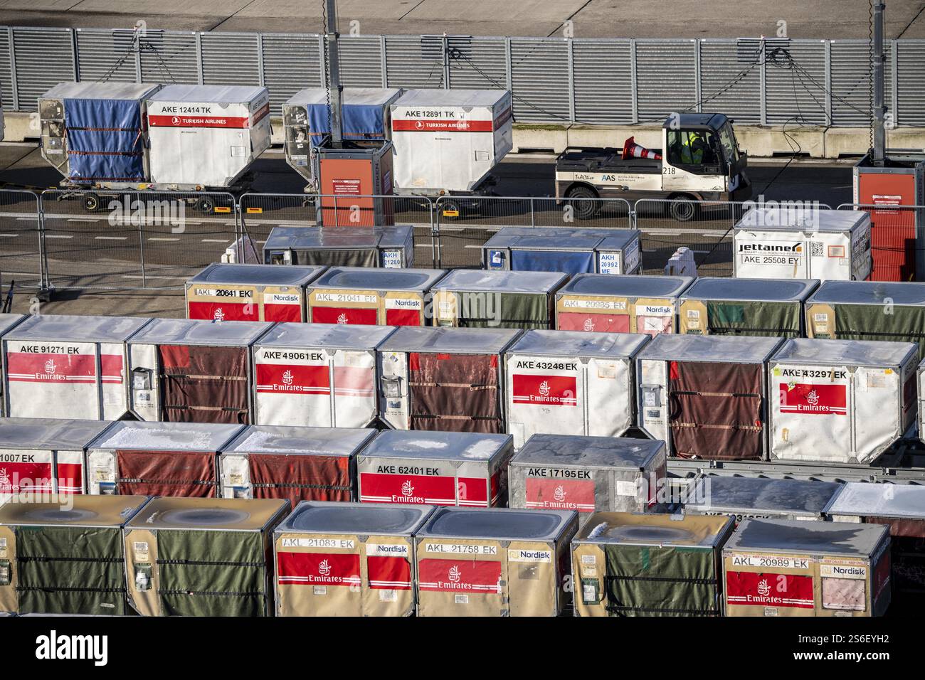 Duesseldorf Airport, Unit Load Devices, ULD, containers for baggage and ...