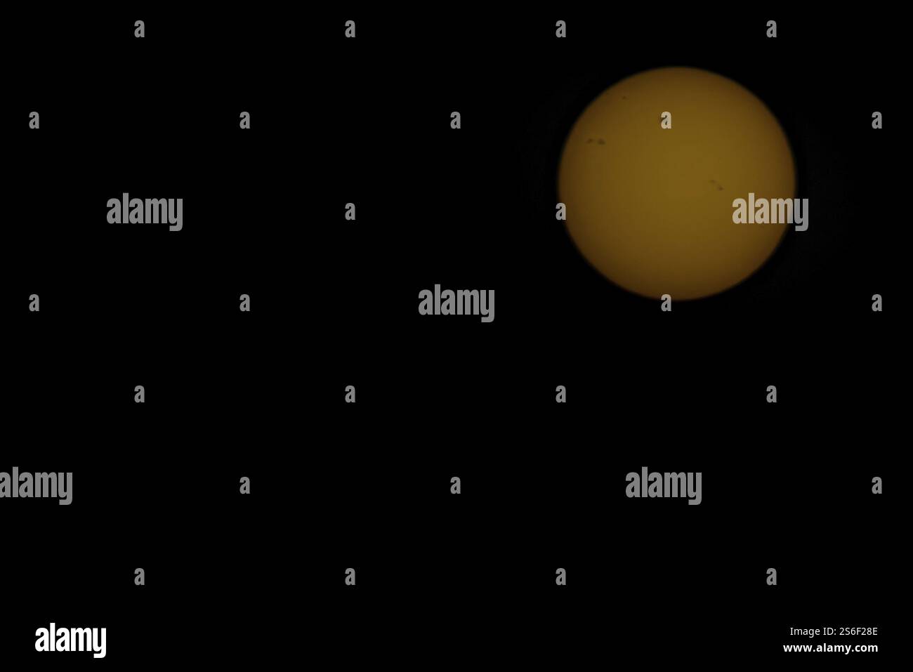 Visible sunspots hi-res stock photography and images - Alamy