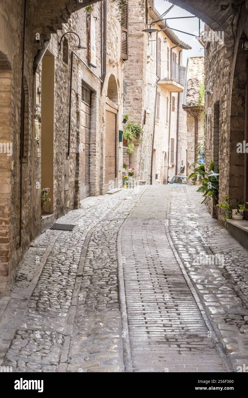 An image of a typical italian city street Stock Photo - Alamy