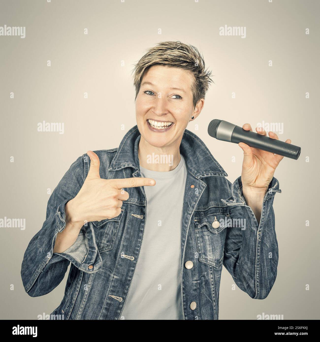 An image of a nice female singer Stock Photo - Alamy