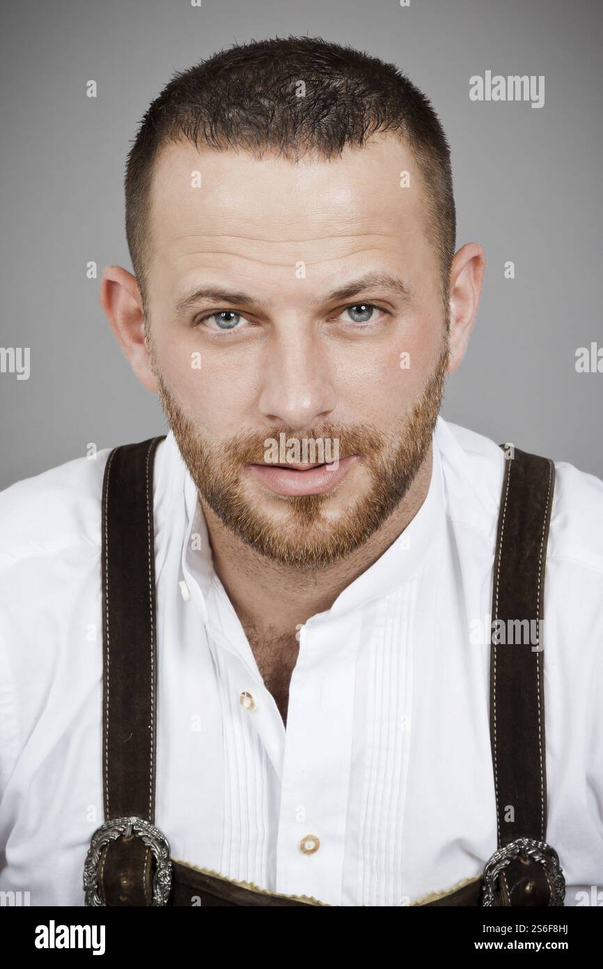 An image of a traditional bavarian man Stock Photo - Alamy