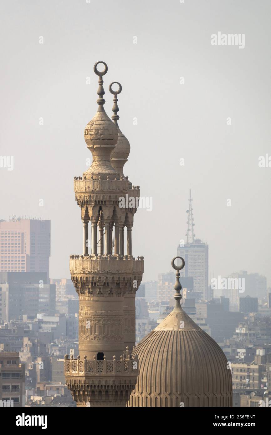 A worshipper and mosque hi-res stock photography and images - Alamy