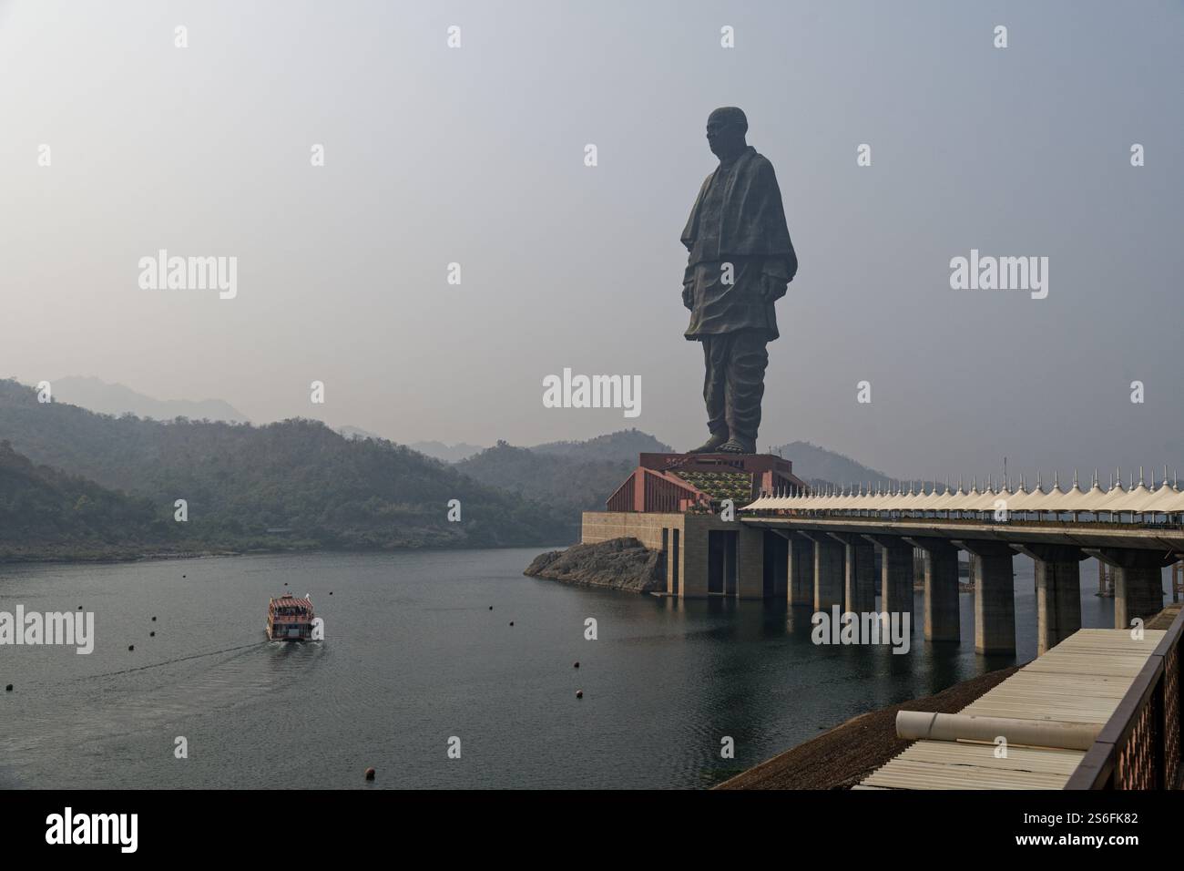 Statue of Unity, Kevadia, Gujarat, India Stock Photo - Alamy