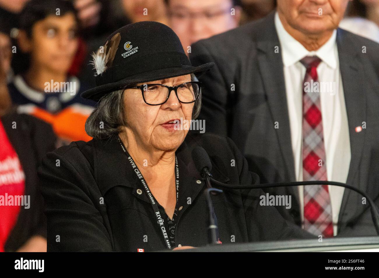 Cree canada elder hi-res stock photography and images - Alamy