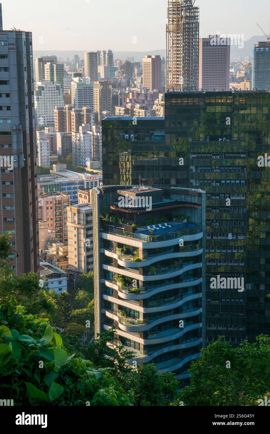 Taipei 101 is one of the many buildings that are perfectly visible in ...