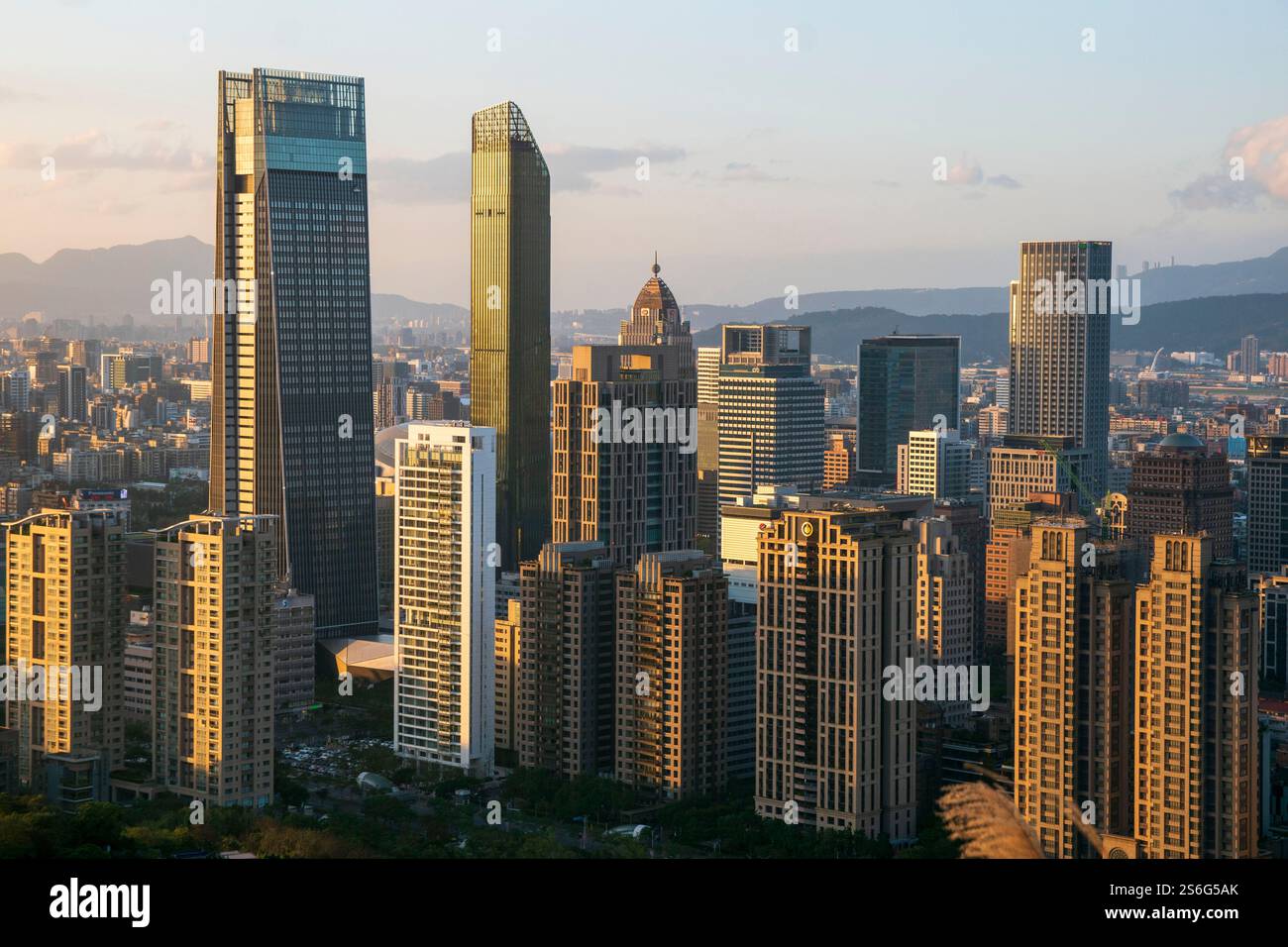 Taipei 101 is one of the many buildings that are perfectly visible in ...